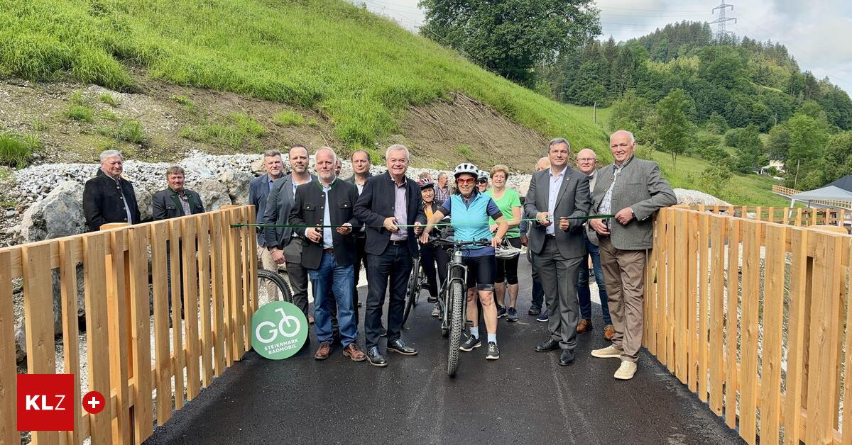 Radwegeröffnung: "Unfallfreies Fahren, alles Gute und Glück auf"