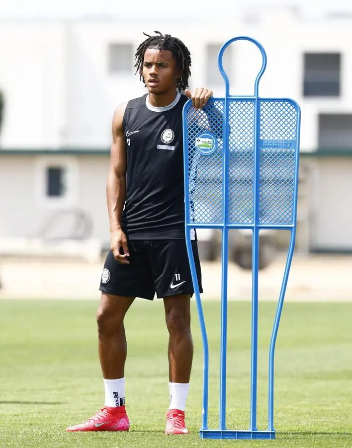 Axel Kayombo? „Er bringt alles mit, was ein Offensivspieler braucht“