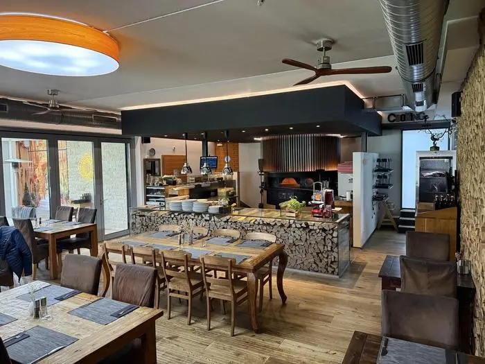 Francobollo – Beliebtes Restaurant für Feinschmecker in St. Jakob