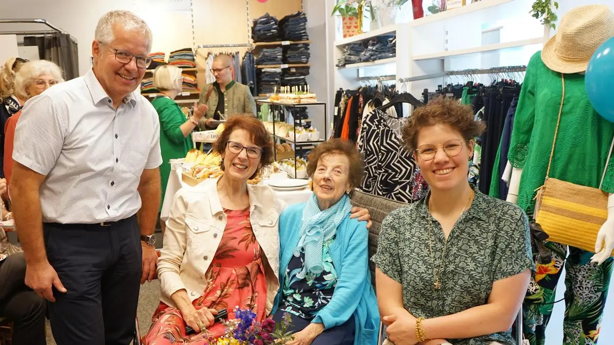 Die Seniorchefin des Modelands Heissenberger feiert ihren 90er