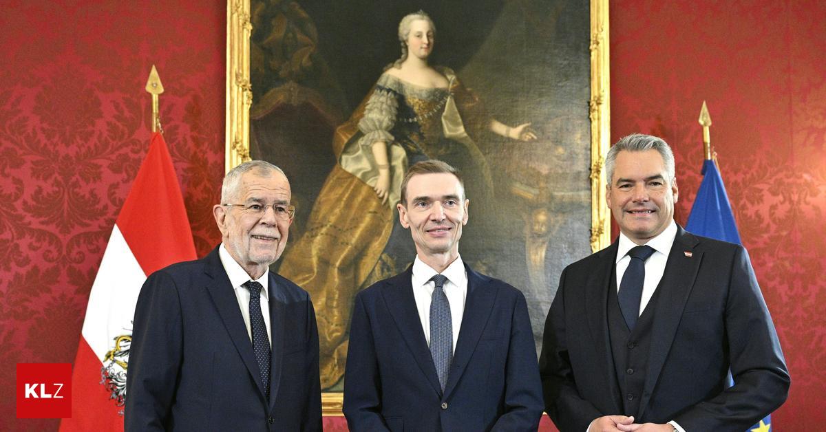 Einfache Sprache : Gunter Mayr ist der neue österreichische Finanz-Minister