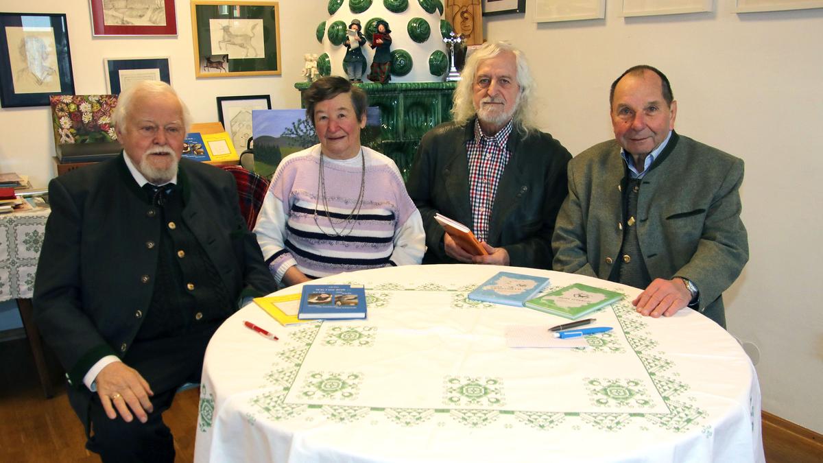 Lesung in Voitsberg: Weststeirisches Dichter-Quartett liest Heiteres ...