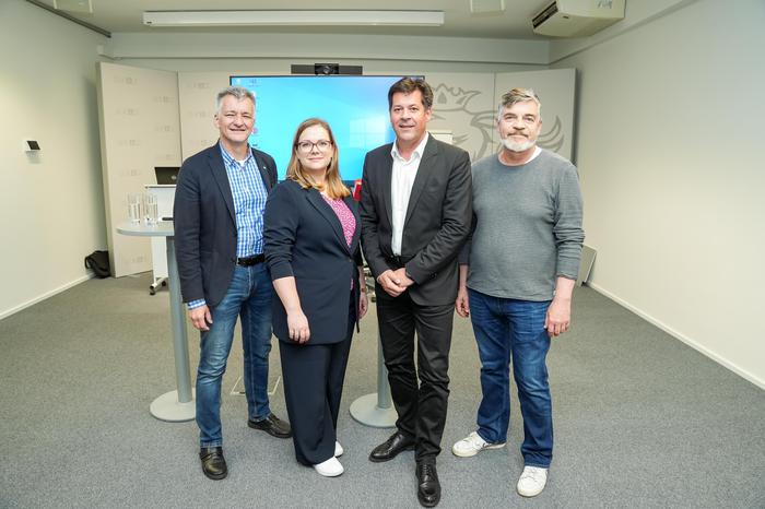 Zwei-Stadien-Debatte : Wieder keine Entscheidung: Deshalb verschiebt ...