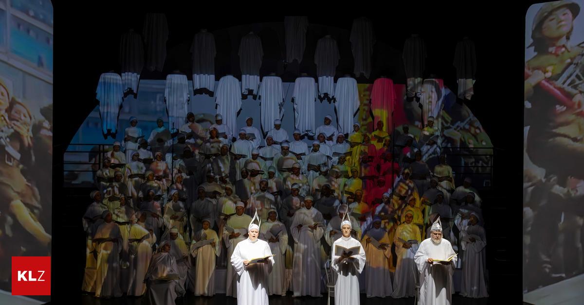 Stadttheater Klagenfurt: Totenmesse für Mutter Erde