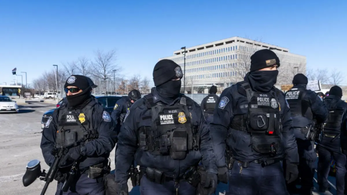 Minneapolis (Minnesota): ICE-Beamter schoss Venezolaner in Minneapolis ...