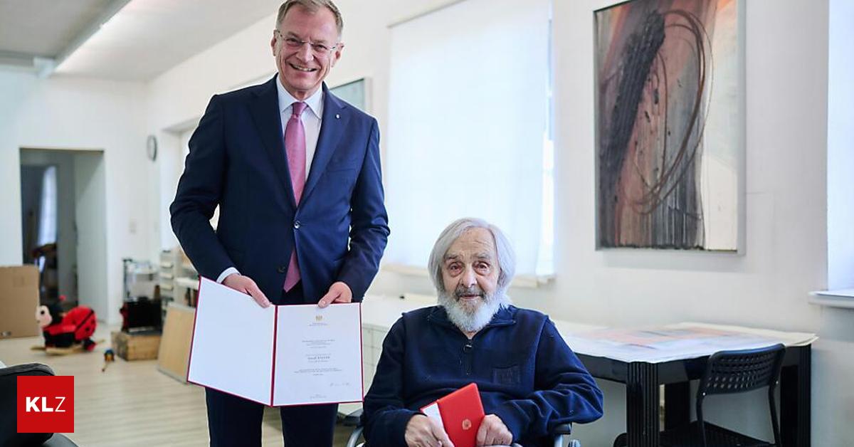 Auszeichnung: Arnulf Rainer zum Goldenen Ehrenzeichenträger der ...