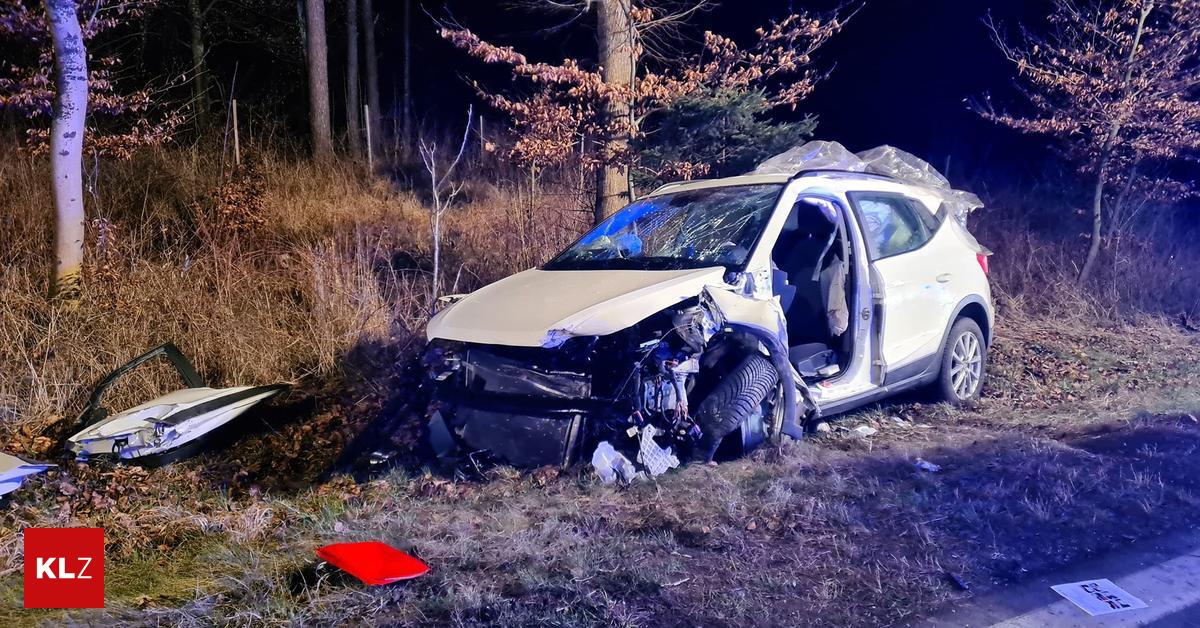 Auf „Gamlingleiten“: Beide Fahrer eingeklemmt: Frontalcrash fordert ... Auf „Gamlingleiten“: Beide Fahrer eingeklemmt: Frontalcrash fordert ...