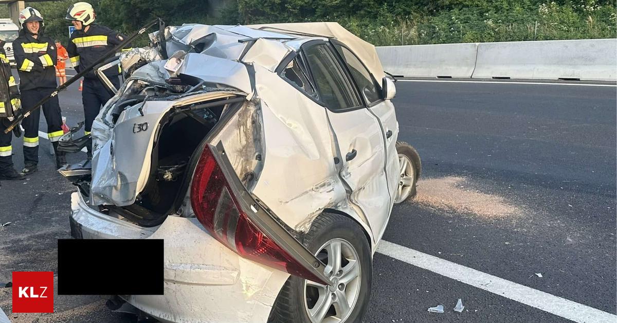 Auto wegen Panne auf A 9 abgestellt, dann von Lkw erfasst