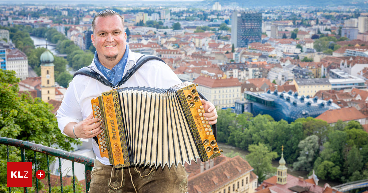 40 Jahre Harmonika Schmidt: Franz Schmidt öffnet zum Jubiläum die Türen ...